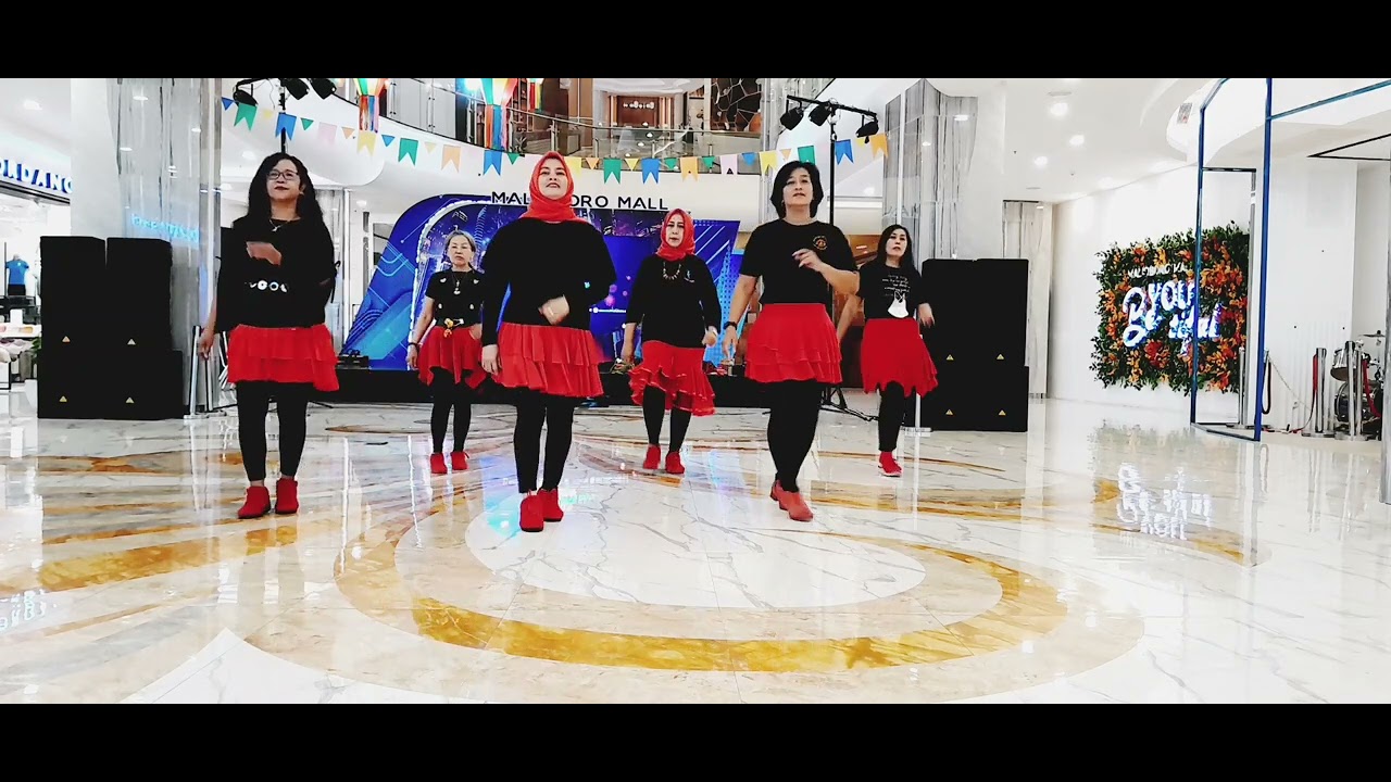 Ghosted - Line Dance | Choreographed by Niels Poulsen - YouTube