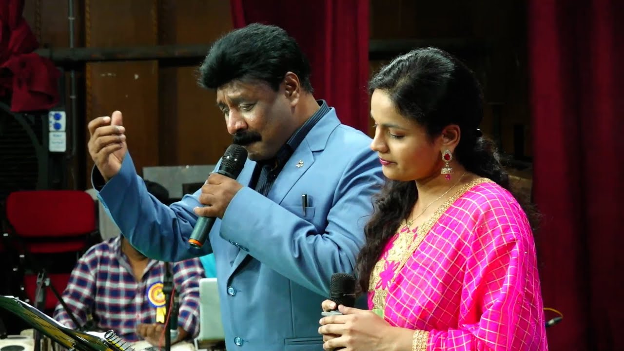 చిత్రం భళారే విచిత్రం Chitram Bhalare Vichitram sung by Ameen Pasha ...