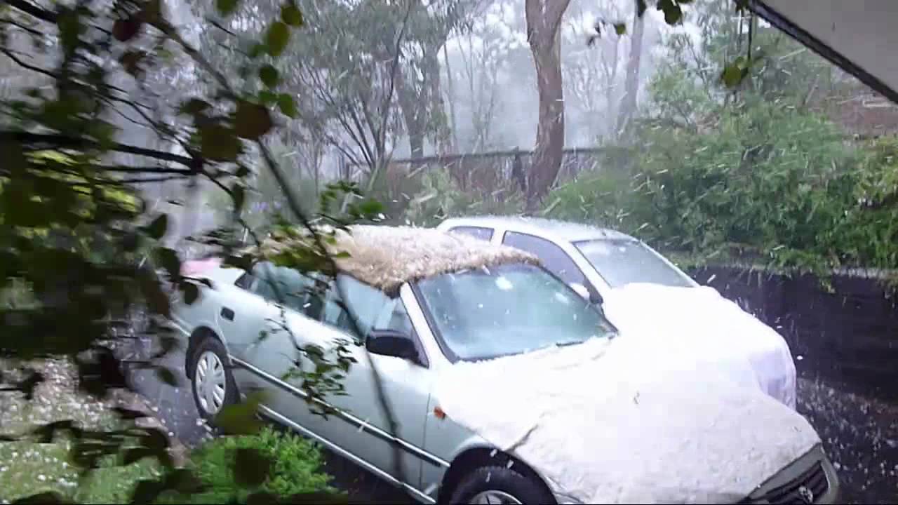 Melbourne Hail Storm on Christmas Day - YouTube