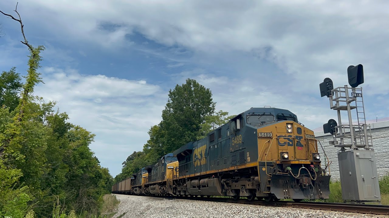 CSX ES44DC 5489 w/ Nice Crew Leads Strange C738-24 on 8/26/23 - YouTube