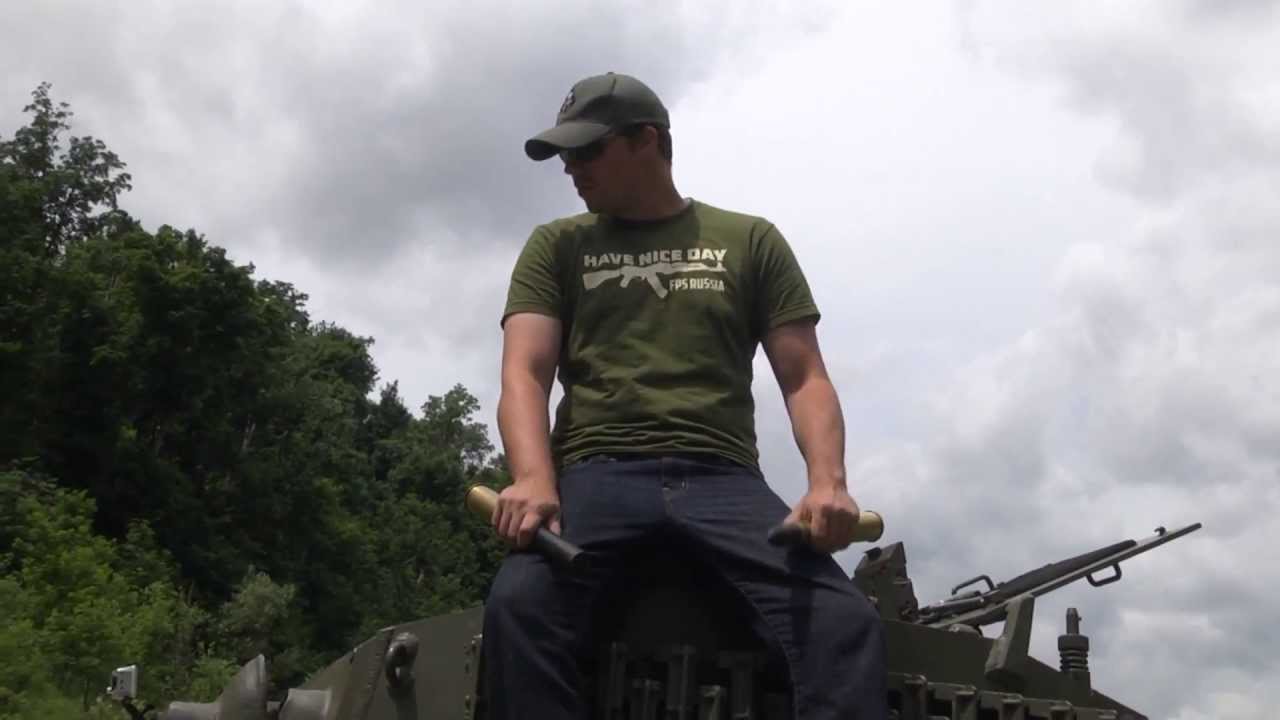 FPSRussia Goes to Whitecastle In a tank - YouTube