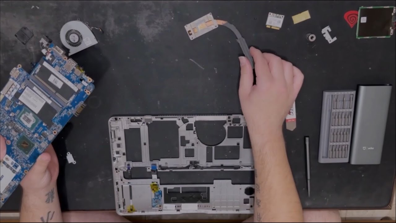 Notebook Cleaning 01 - Dell Latitude 6430u - YouTube