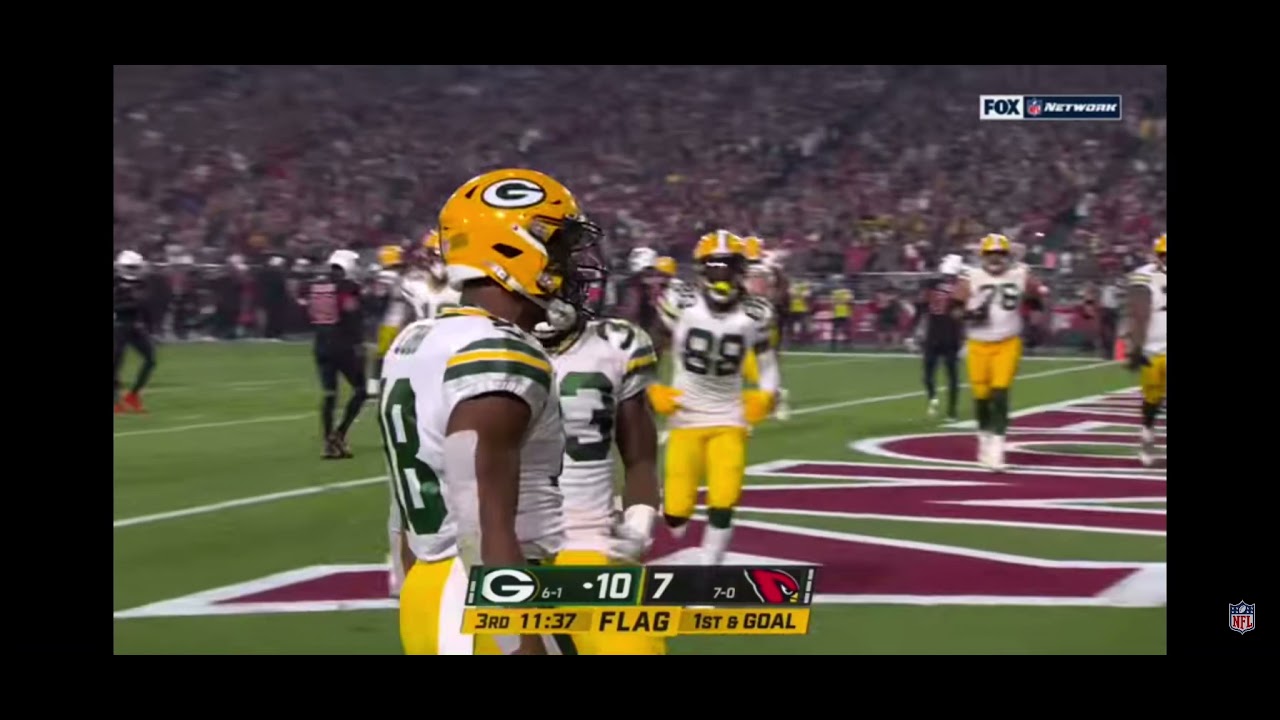 Perfect coverage…Aaron Rodgers still fits it in there - YouTube