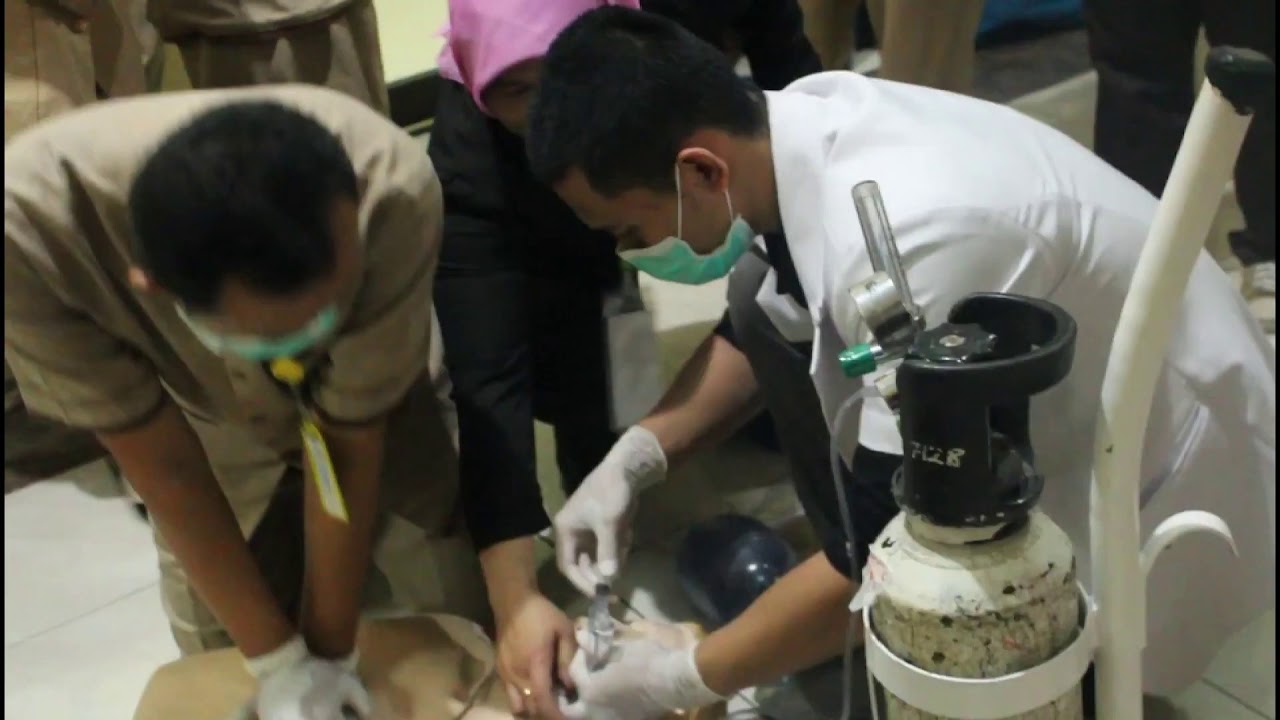 Simulasi Code Blue Bersama Surveyor Akreditasi (RSU Mitra Delima) - YouTube