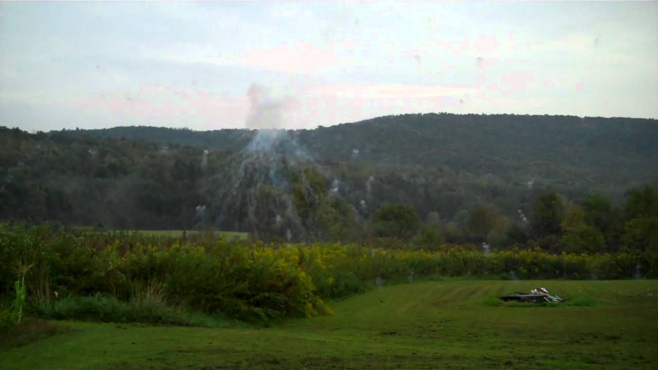 Exploding Baseball Bat - YouTube