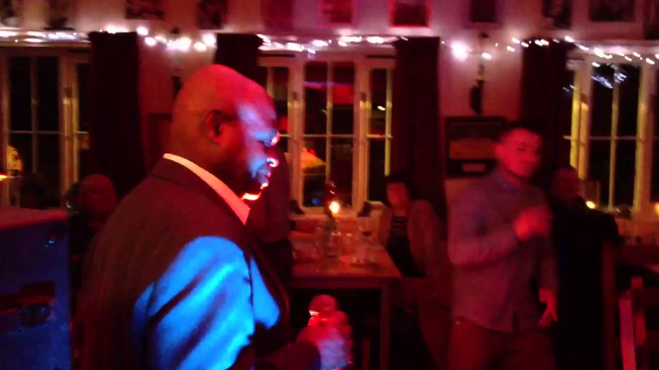 Chester Riggon @ The New Inns, Brewood. - YouTube