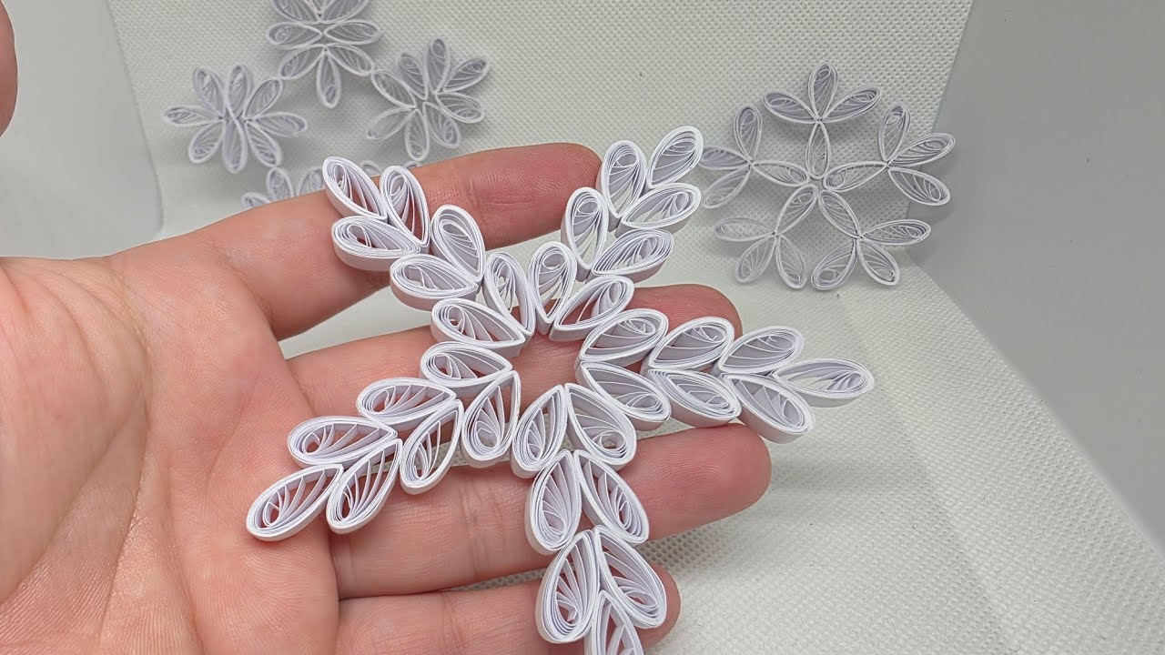 Christmas Snowflake from paper strips - YouTube