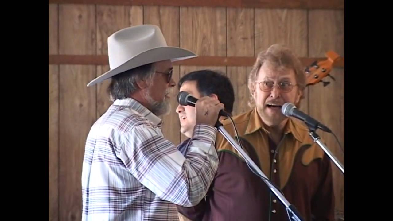 Jerry Naill & Darrell McCall - Texas Dance Hall Girl - live in Brady ...