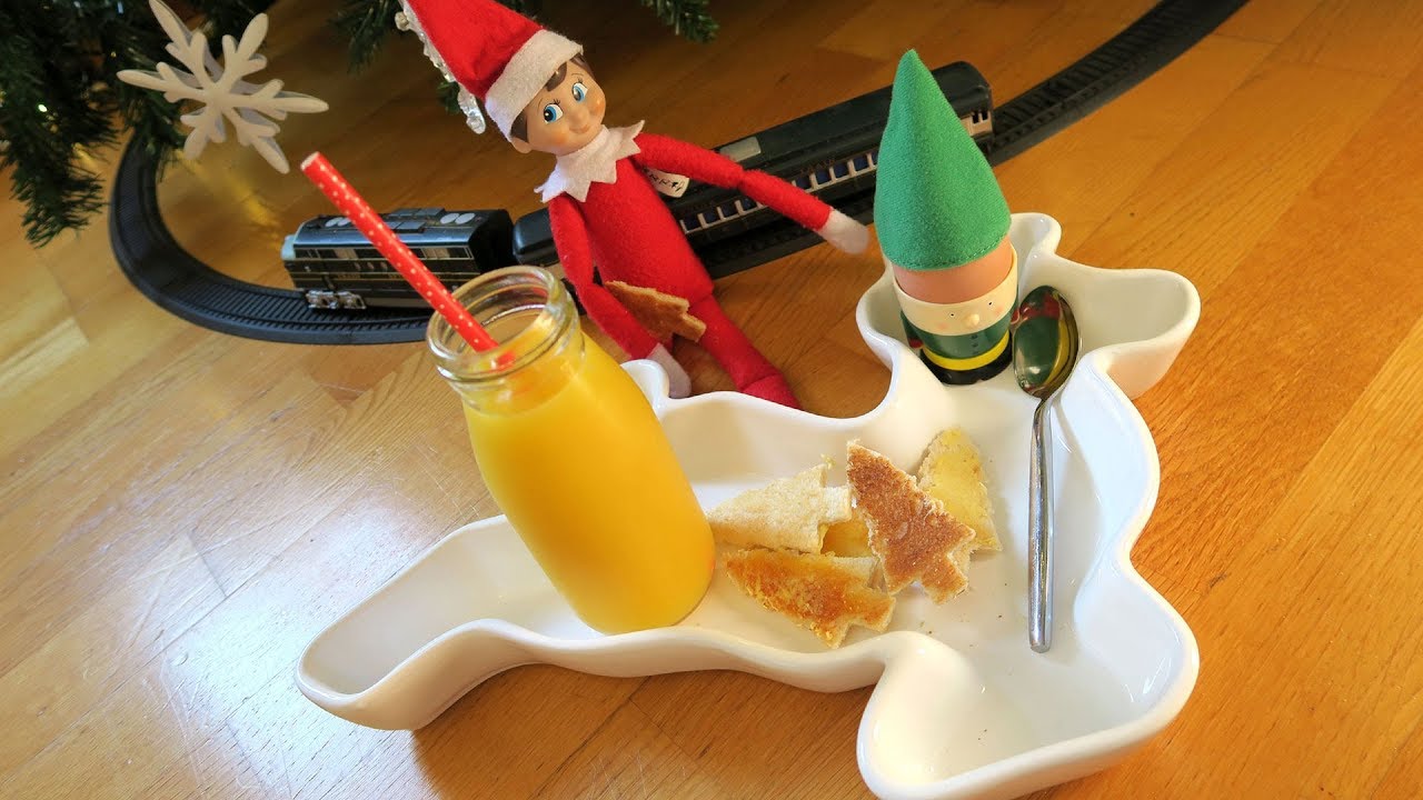 Elf on the shelf - Makes my breakfast - YouTube