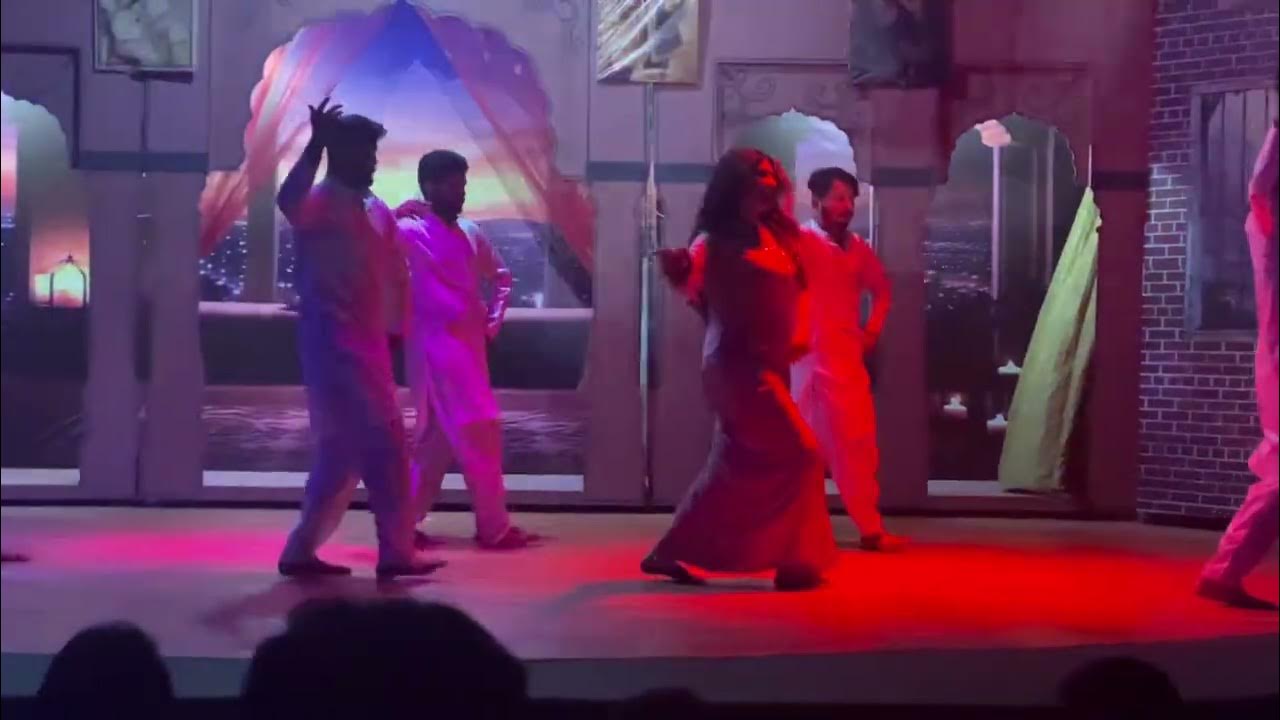 Huma Ali Dance Video In Heera Mandi Stsge Show - YouTube
