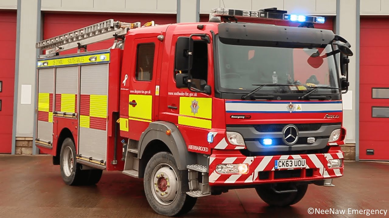 *RETAINED + OFFICER* SWFRS Aberbargoed Turnouts with DEMOs - YouTube