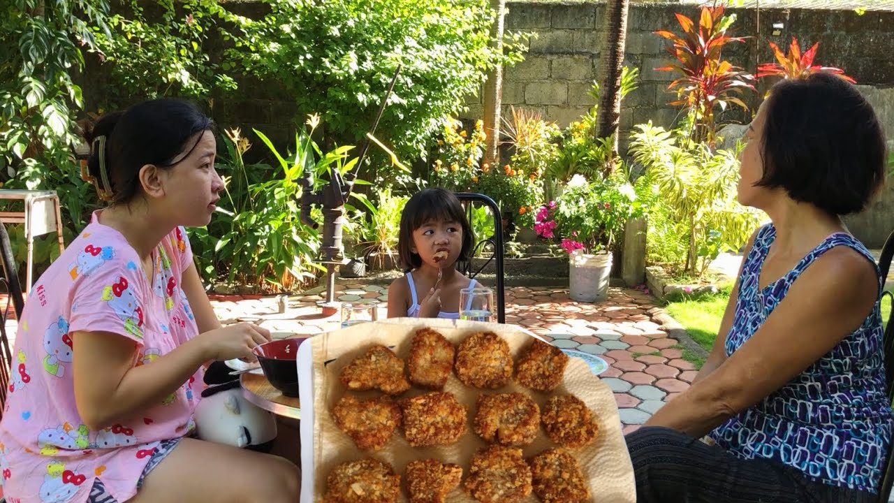 Homemade Chicken Nuggets | Almusal sa Bakuran - YouTube