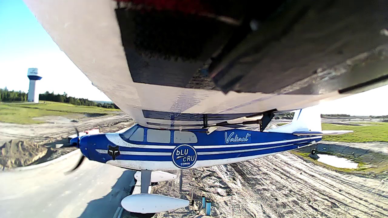 E-flite Valiant wing cam landing - YouTube