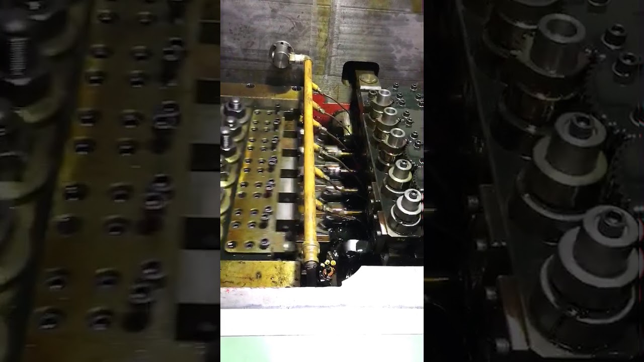 FV BEARING INDUSTRIES - Cold heading machine is making roller bearing ...