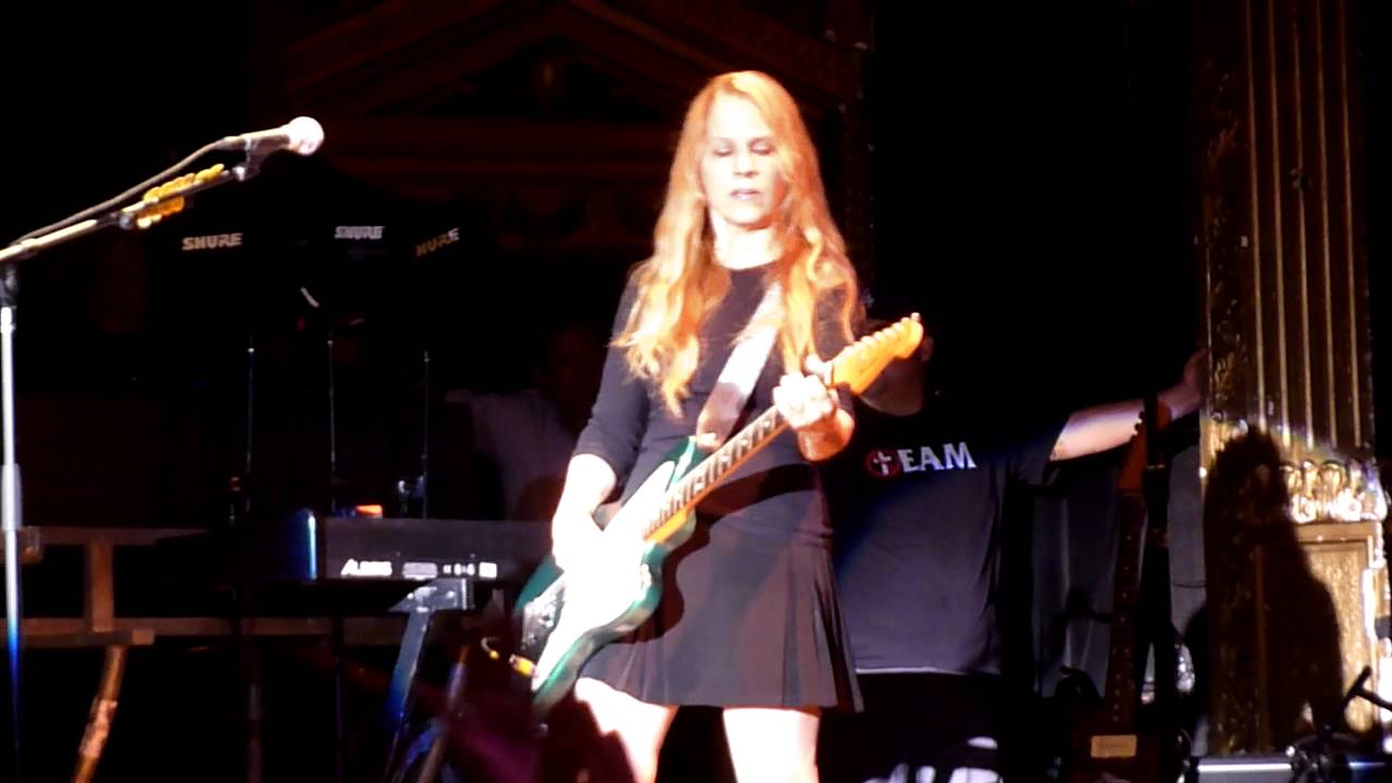 Go-Go's - Unforgiven - Ogden Theater Denver 8-24-2011 - YouTube