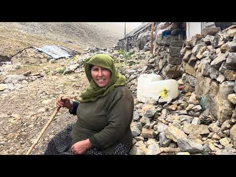 Yıkılan bu ev yok olan bir kültürün sessiz tanığı