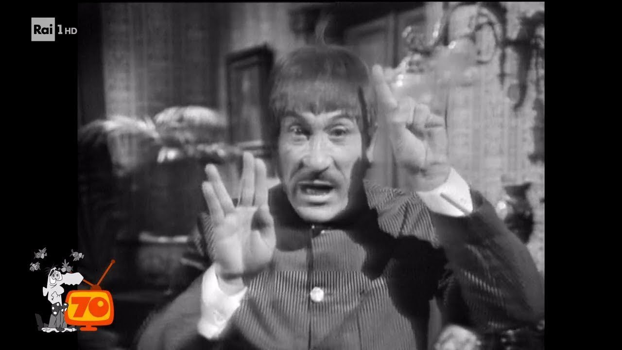 Pappagone di Peppino De Filippo - Rischiatutto 70 del 02/03/2024 - YouTube