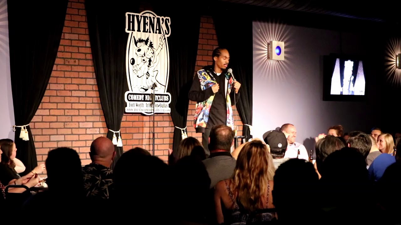 Comedian Thomas Nichols at Dallas Hyenas Comedy Club - YouTube