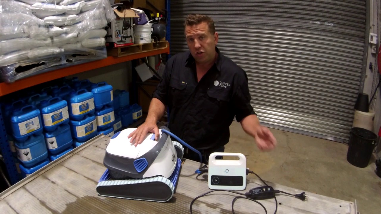 Maytronics S300i Robotic Cleaner - YouTube