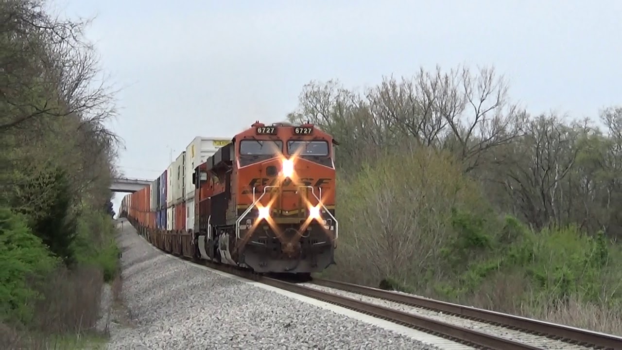 BNSF 6727 and 7393 Lead CSX Q029 on 4/5/18 - YouTube