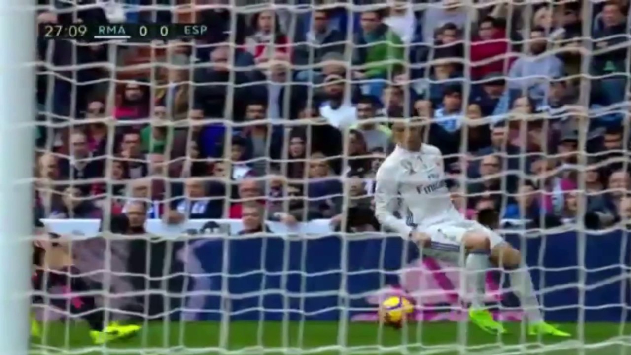 Cristiano Ronaldo elastico nutmeg vs Espanyol (La Liga 2016/2017) - YouTube