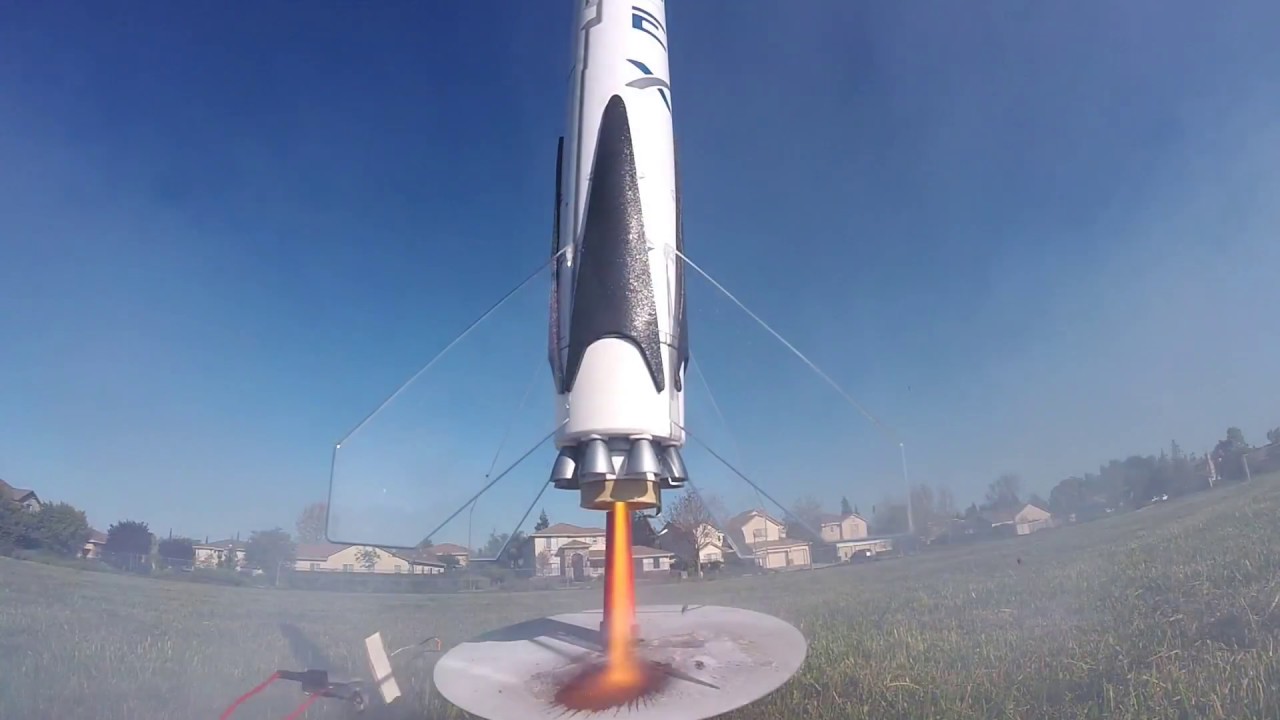 Epic Falcon 9 Model Rocket Launch - YouTube