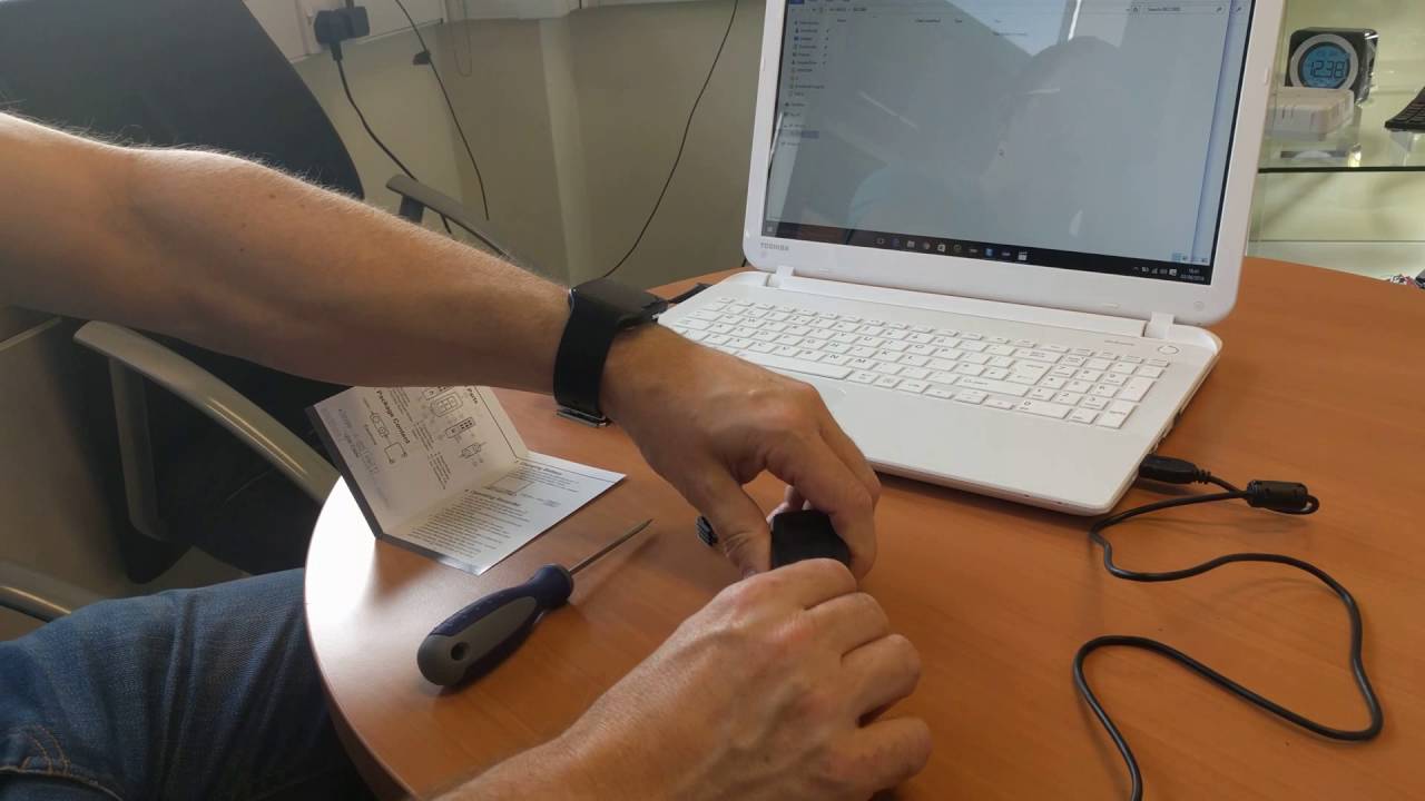 Operating The Key-Fob Recorder - YouTube
