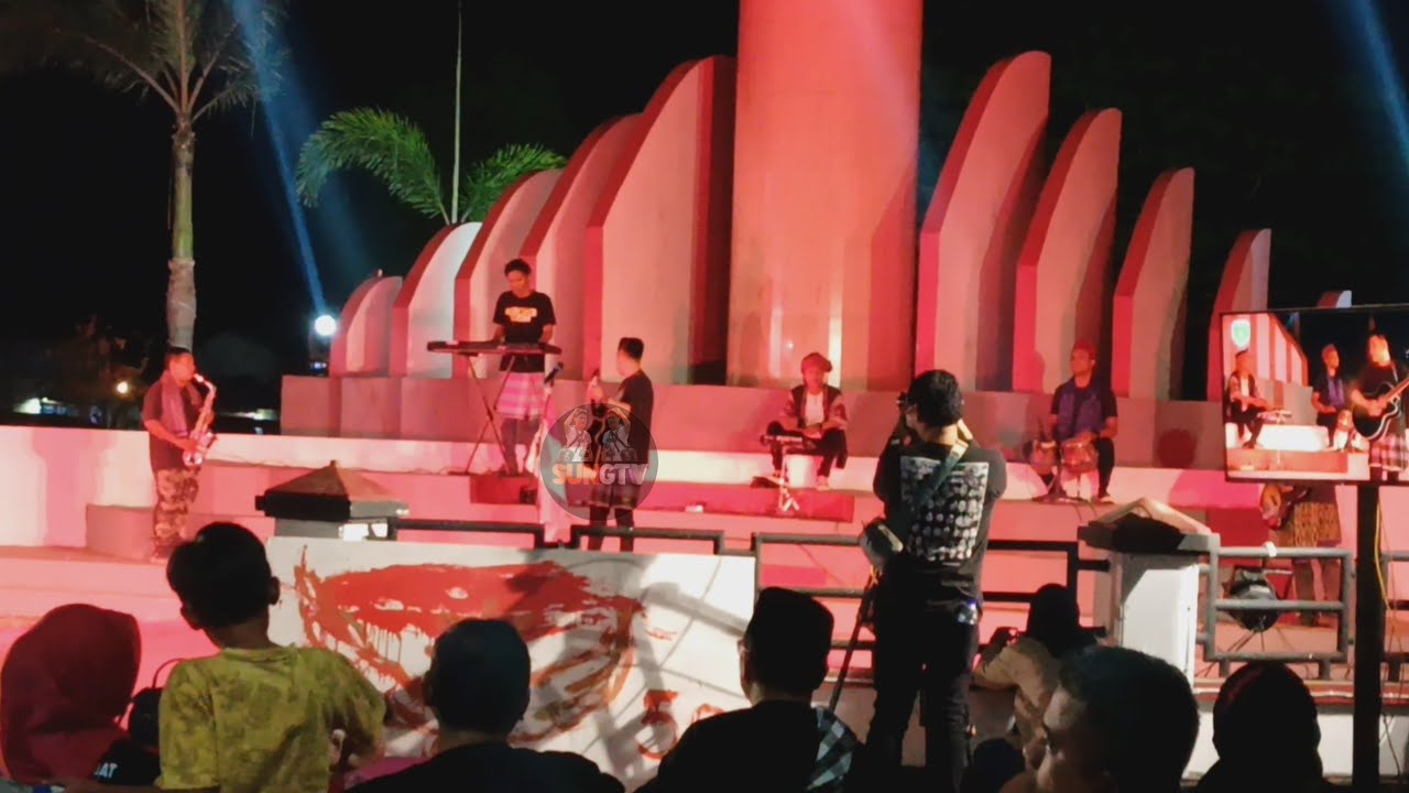 Puncak Acara Malam KEMERDEKAAN 78 || Tugu Gagak Winangsih - YouTube