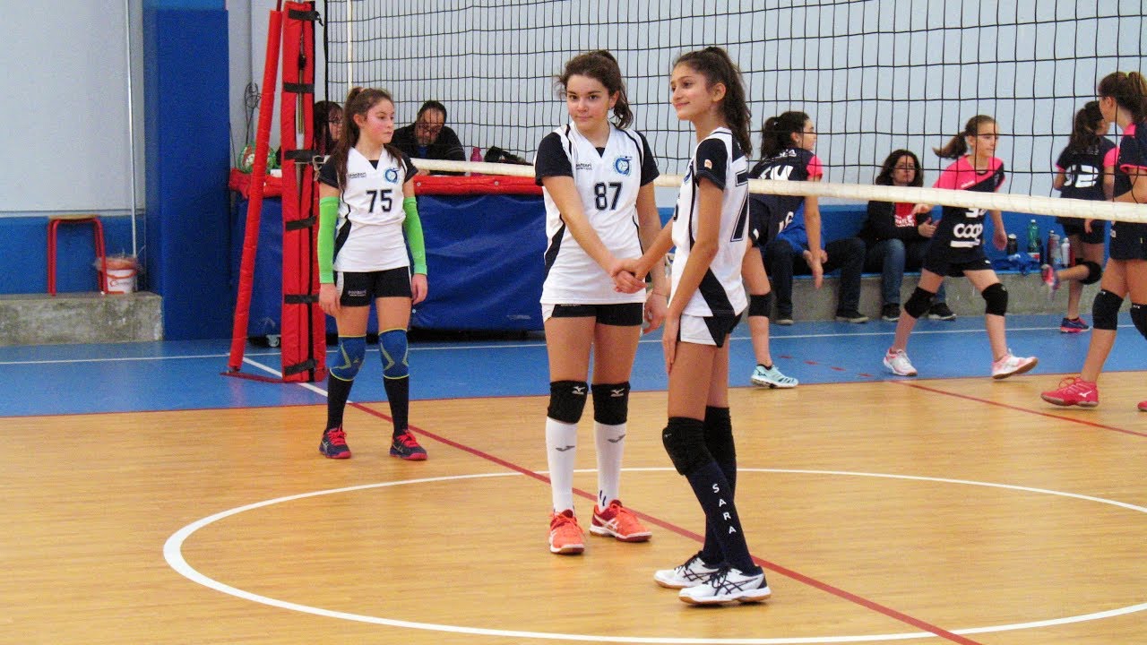 Pallavolo U13F - Pol. Coop Novate Volley vs Desio Volley Brianza - YouTube