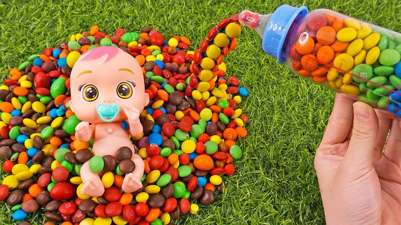 Cutting ASMR Kids | Satisfying Video l Full of Rainbow Skittles Candy ...