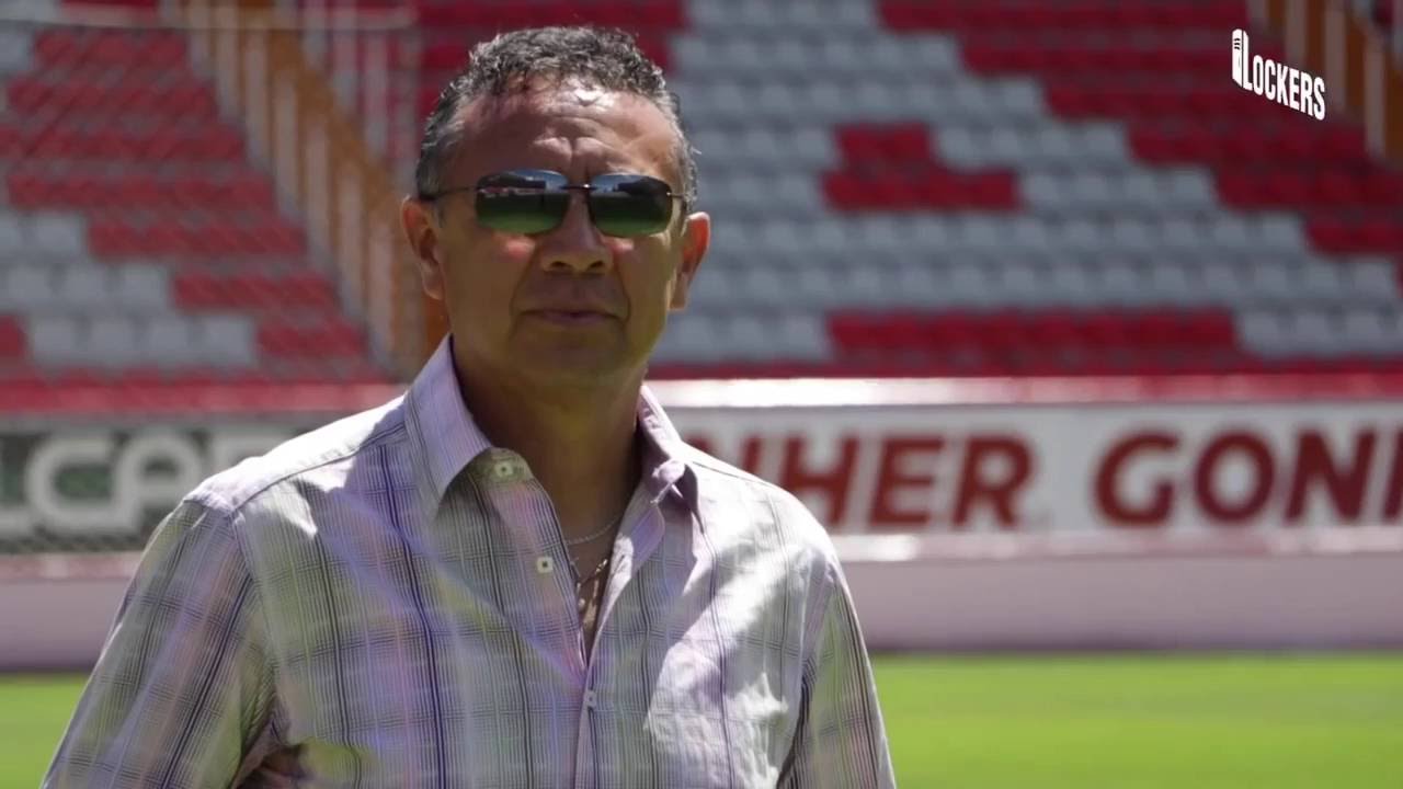 (Necaxa) Entrevista a Octavio Becerril (Jugo TV) - YouTube