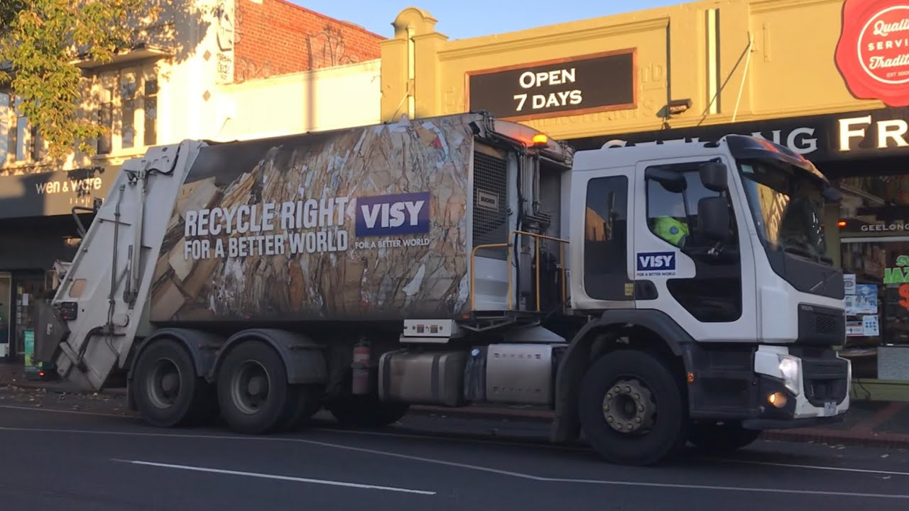 Visy's New Recycling Truck - YouTube