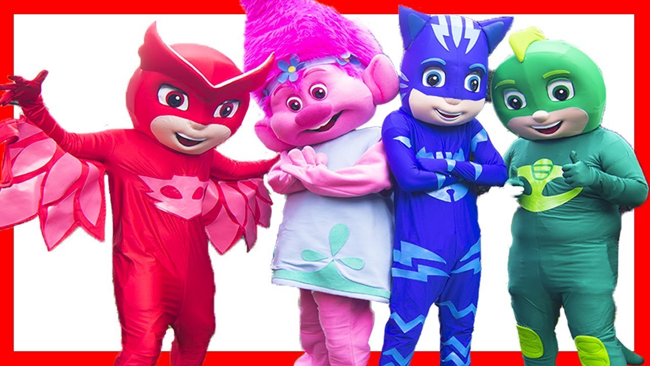 Princess Elsa Thanksgiving Dinner with PJ Masks, Trolls Poppy and Paw ...