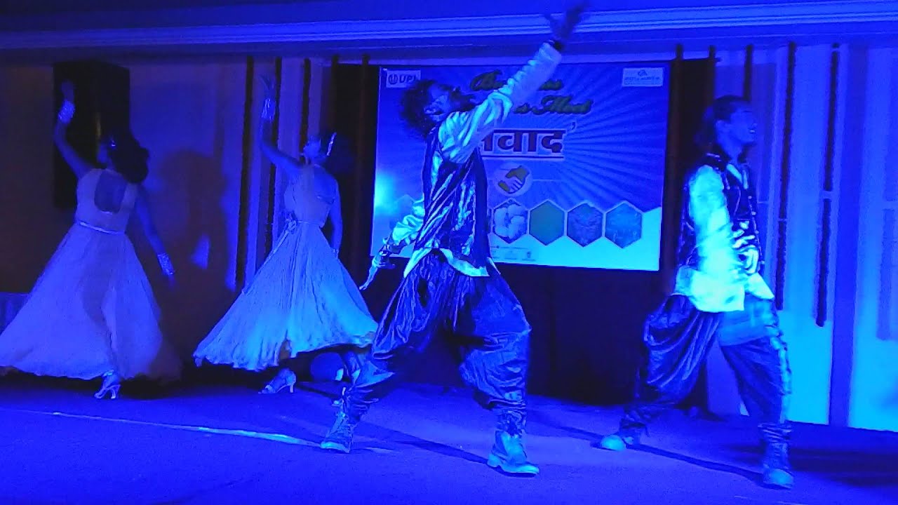 Best Crazy Chaps Dance Group - YouTube