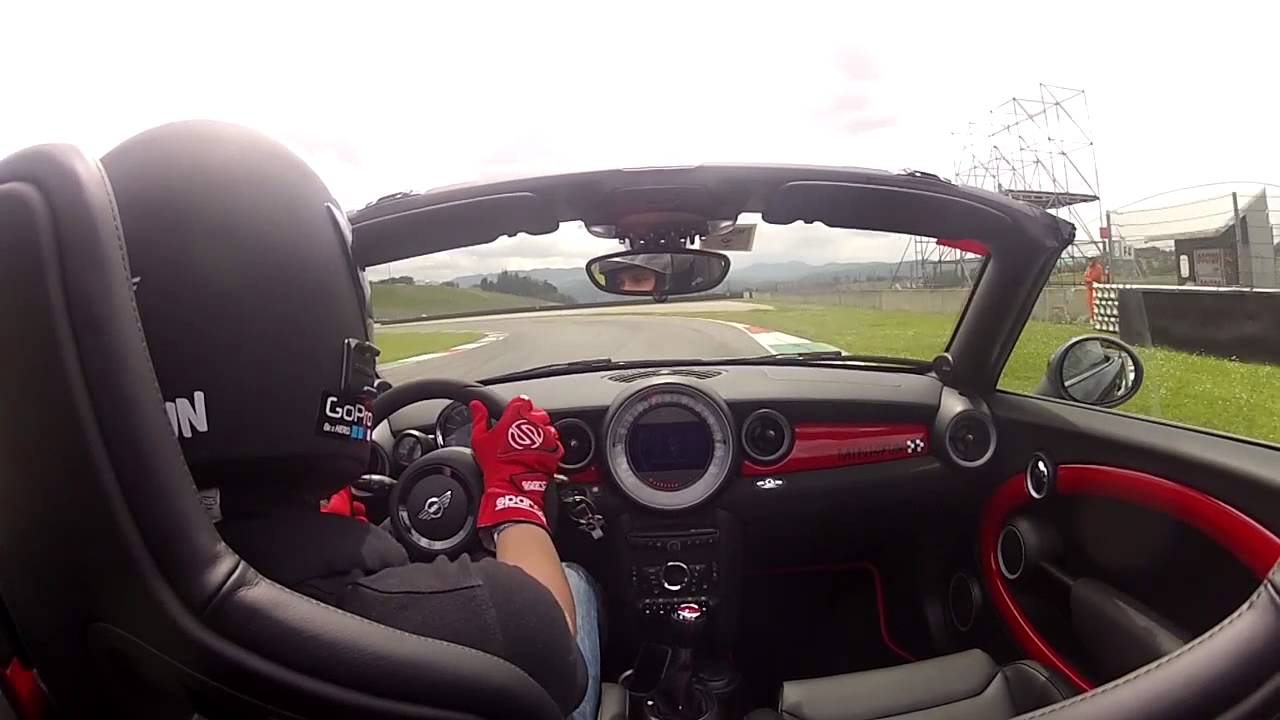 MINI R59 JCW + Supersprint exhaust @ Mugello - MINI 4 FUN - YouTube