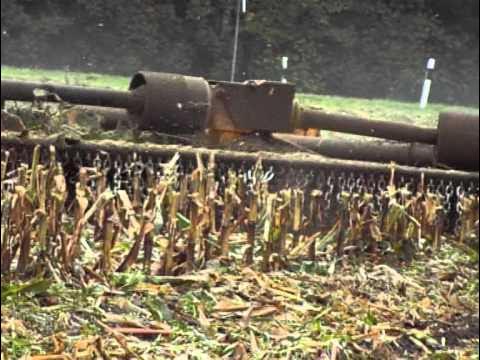 McConnel SR620 Maisstoppel 2 - YouTube