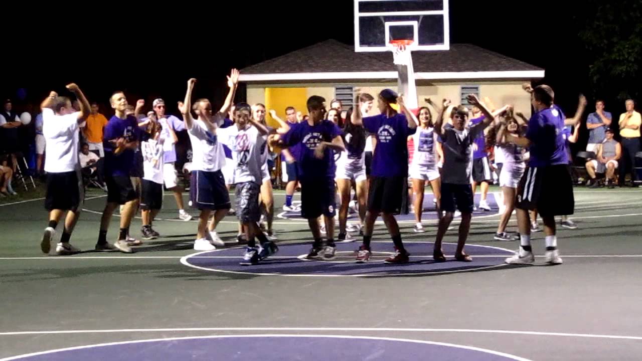 Party Rock Anthem- LMFAO, the Shempettes & RFH basketball team - YouTube
