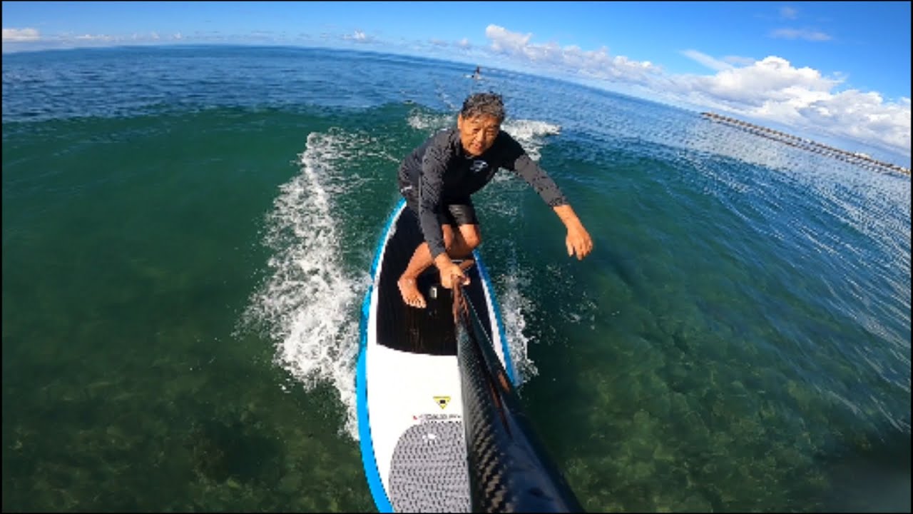 SUP SURFING【UJの西オアフVLOG】 - YouTube