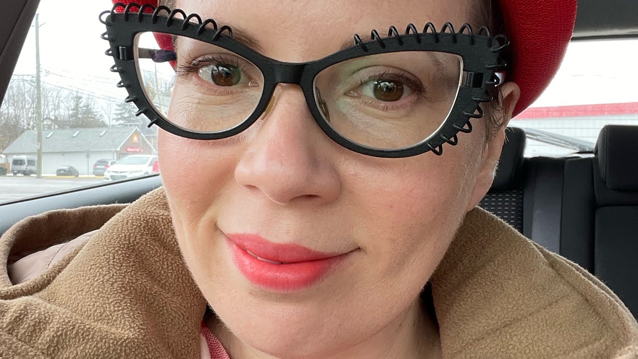 Honest Review: Seint Demi Makeup for Under Eyes | Colour Corrector for ...