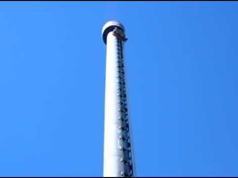 Giant Drop, Dreamworld, Australia - YouTube