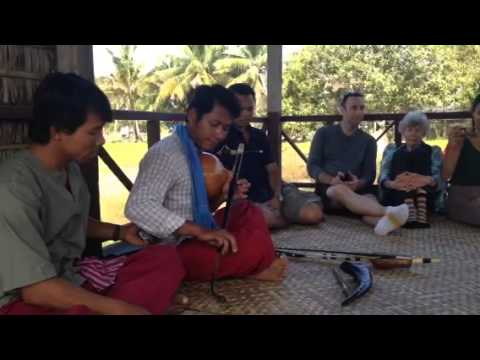 Sinat's Kse Diev - YouTube