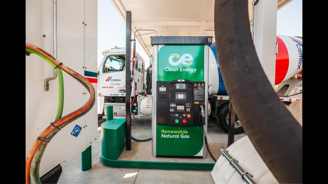 How to fuel at a fast-fill CNG dispenser - YouTube