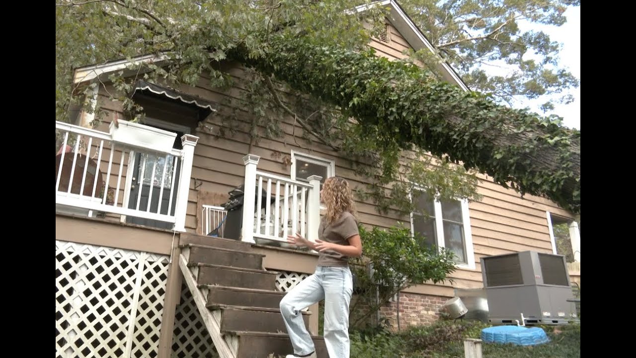 Columbia community cleanup post-Hurricane Helene - YouTube