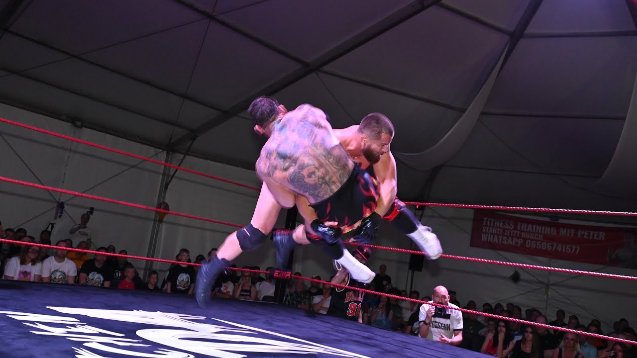 Mike D Vecchio(c) vs Mexxberg vs Martn Pain, Full European Championship ...