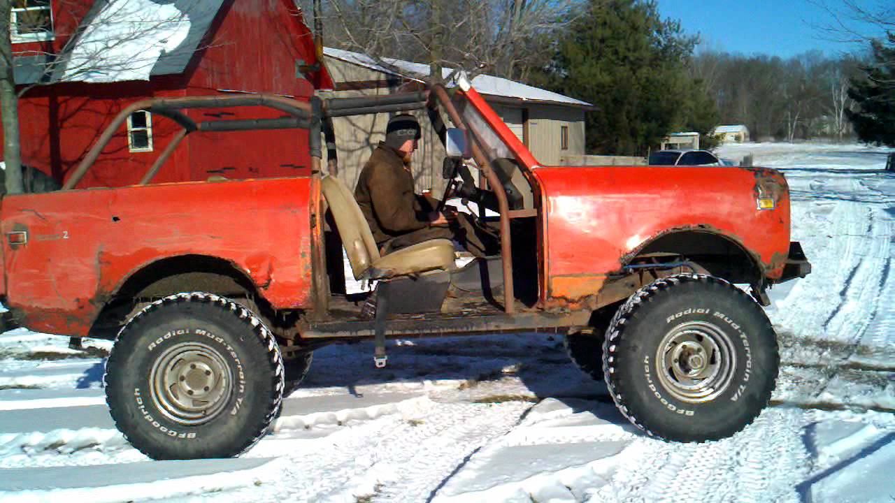 IH Scout rebuilt 345 startup - YouTube
