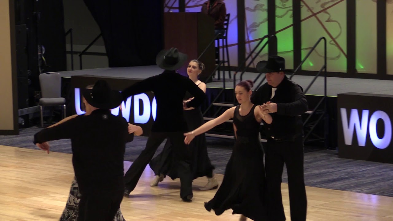 ProAm Female Waltz Laura Gazzola - YouTube