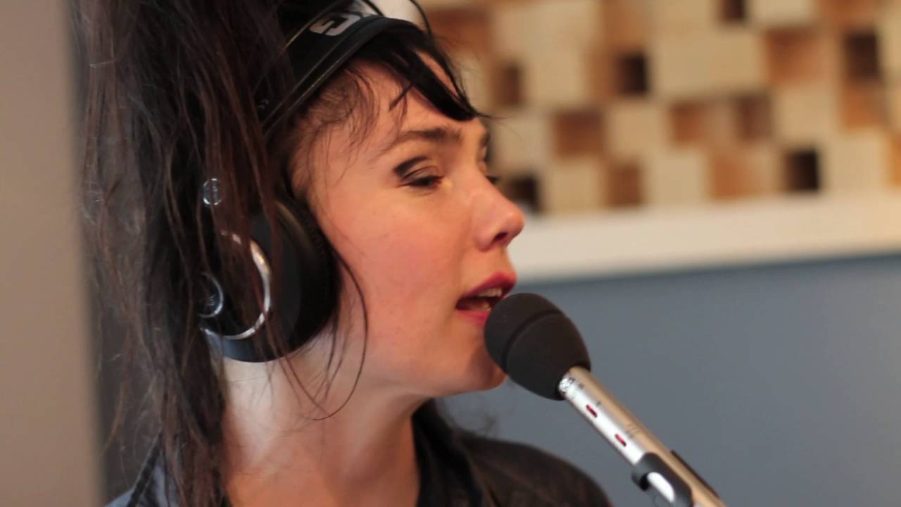 Brisa Roché -Disco - YouTube