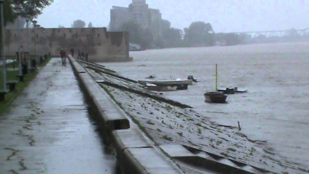 Šabac - 15. maj 2014.godine reka Sava - YouTube