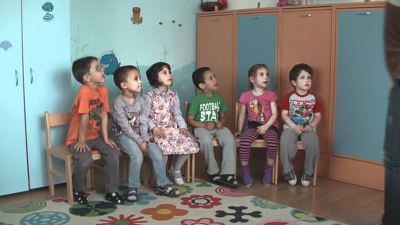 amicii engleza incepatori grupa II mai 20121 - YouTube