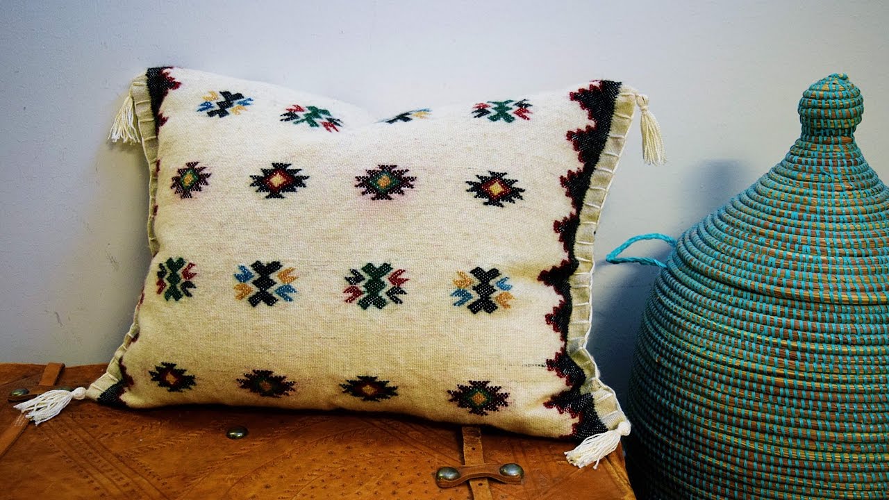 Makeover: Sy bohemisk kudde utan symaskin! Osynliga stygn ...